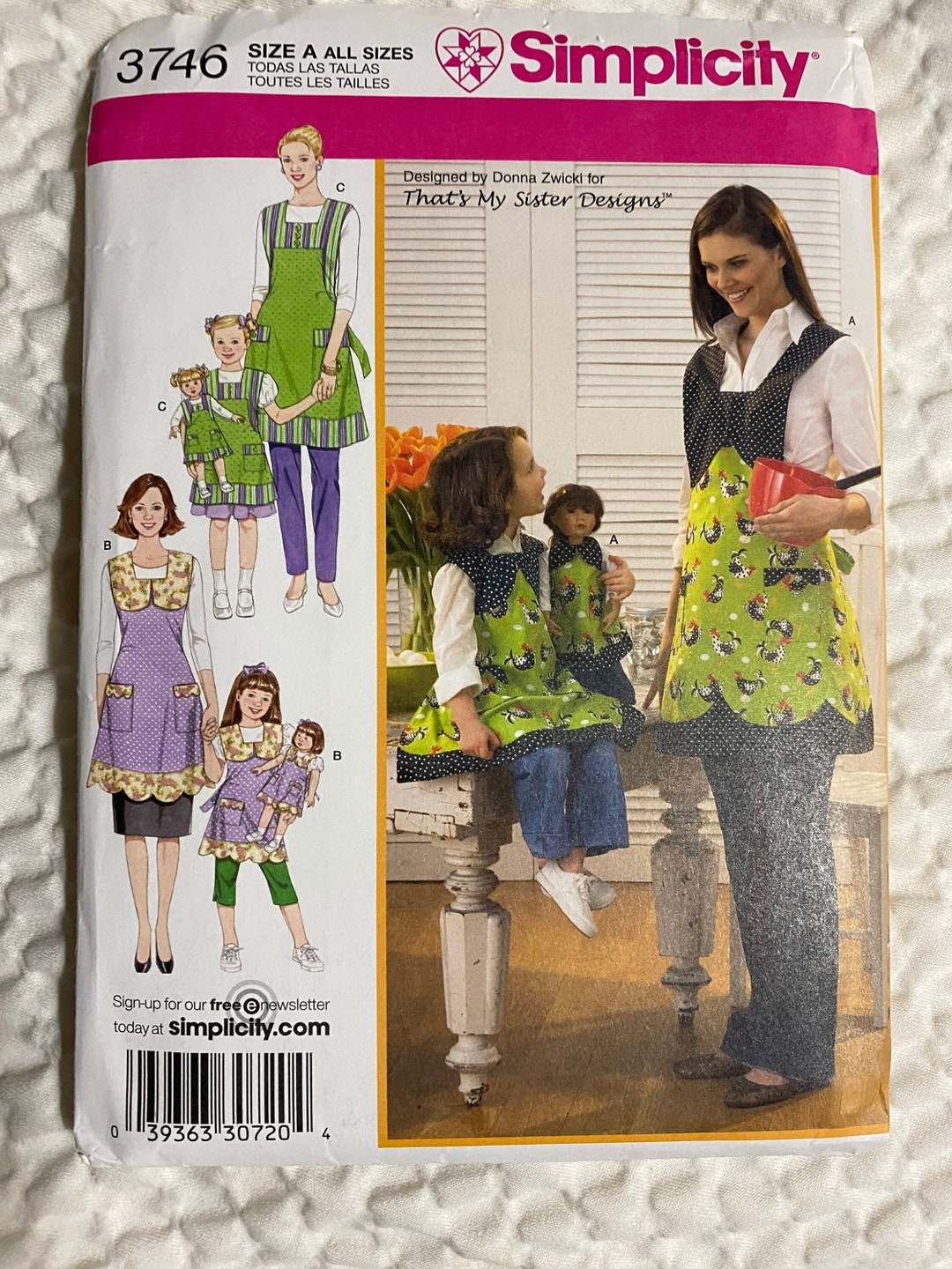 Simplicity 3746, Mother-daughter-doll Apron Pattern, 18in Doll Apron, 3 ...