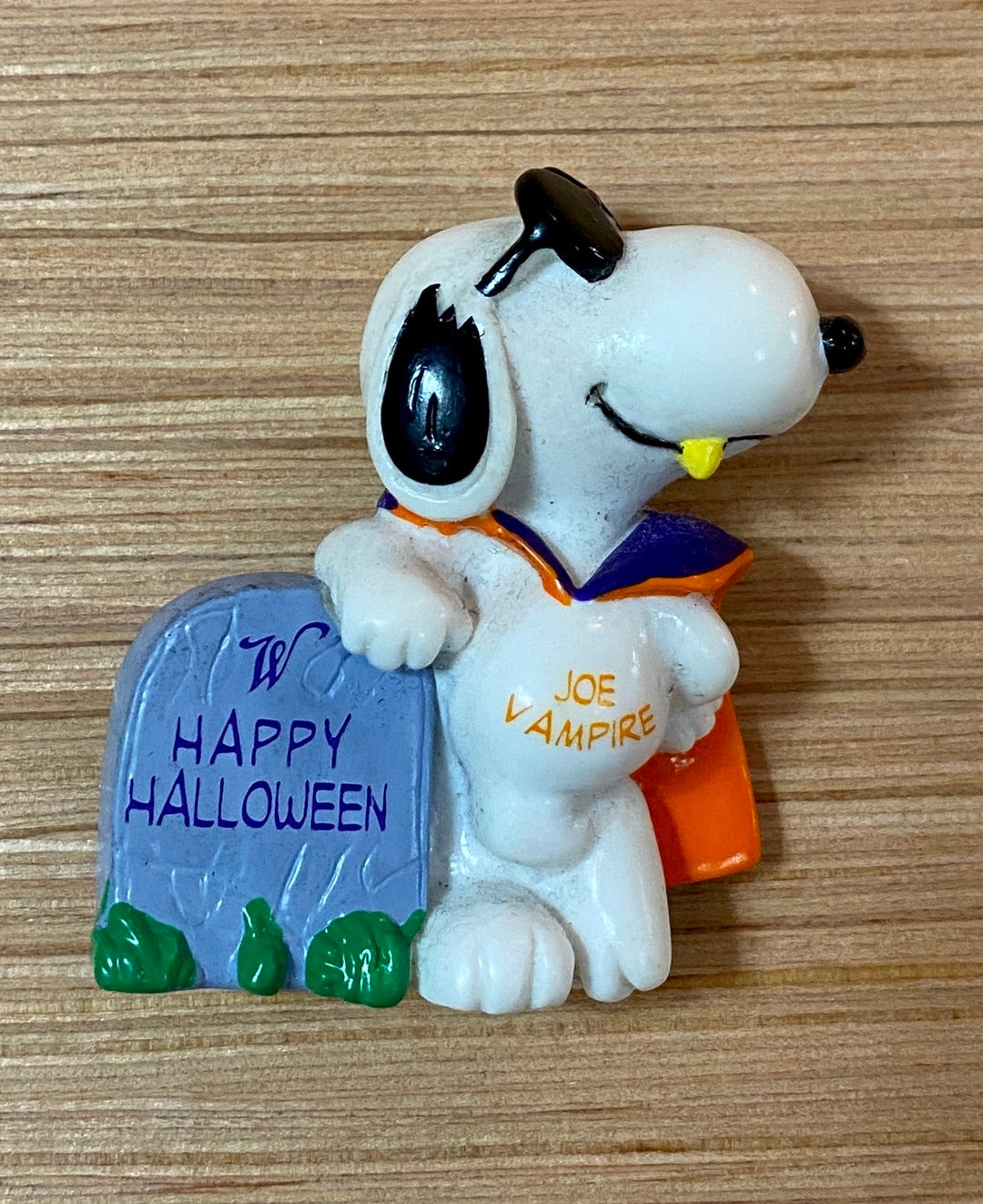 Vintage Snoopy joe Vampire Figure, 1990s, PVC Figure, 2.5in, Snoopy in ...