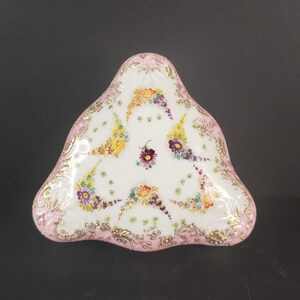 Vintage Trinket Vanity Box Triangle Shape Fine Porcelain Hand Painted ...