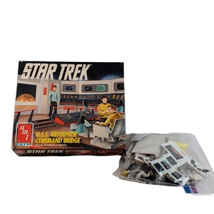 Star Trek USS Enterprise Command Bridge Model Kit #6007 2 Sets Both ...