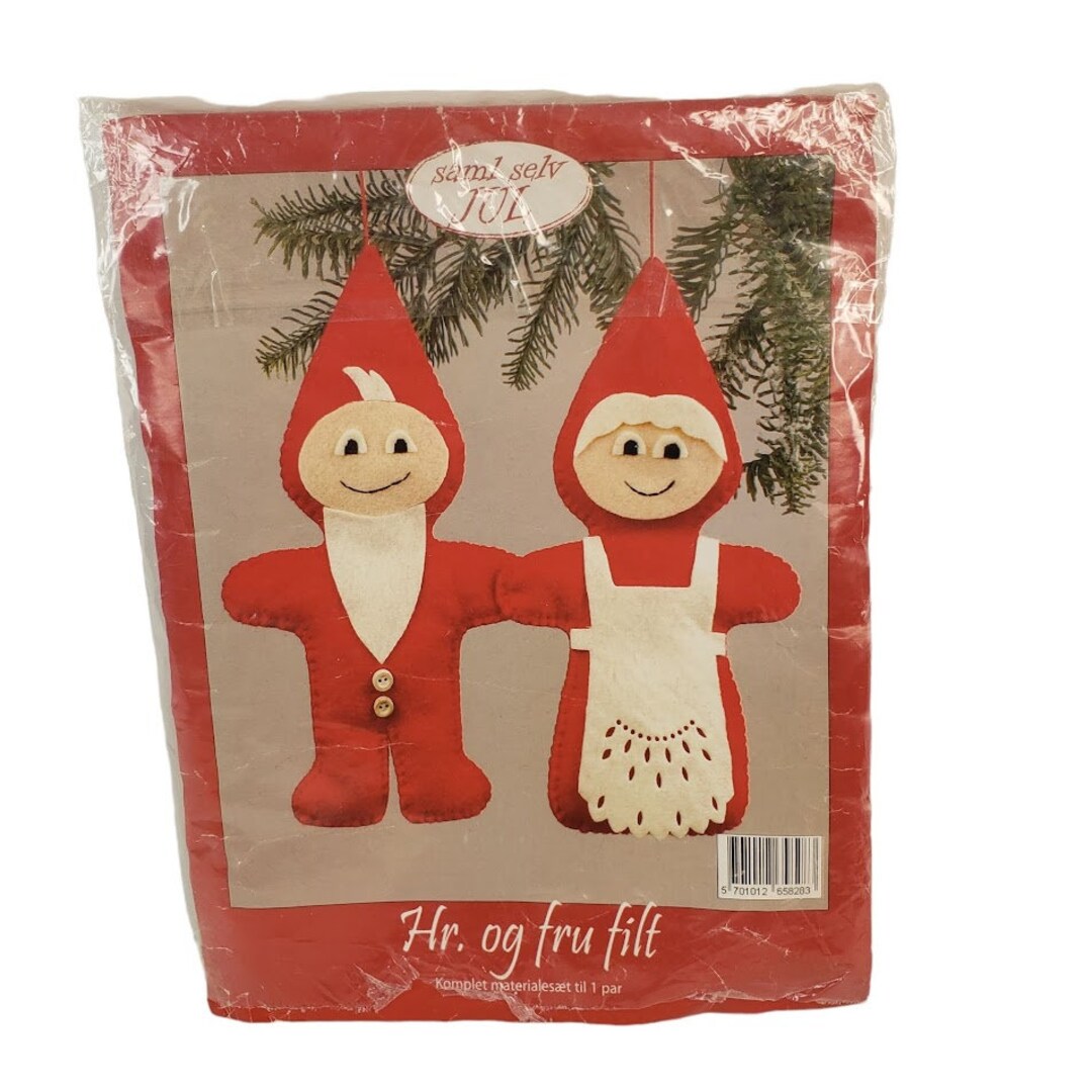 Danish Felt Craft Kit Mr and Mrs Santa Includes Red and Flesh Felt Foam ...