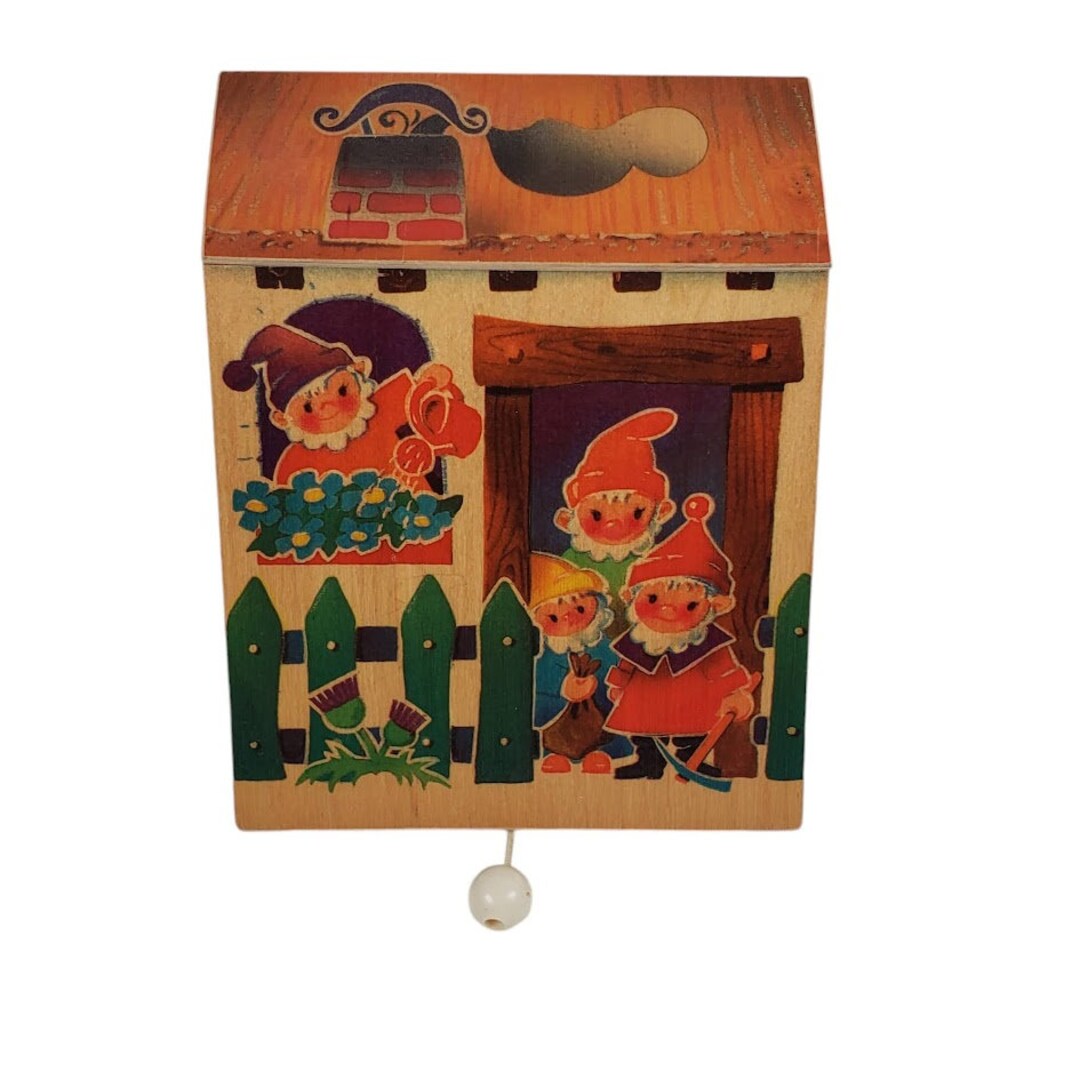 Vintage Pull String Music Box Wood Gnome Graphic German Lullaby Made in ...