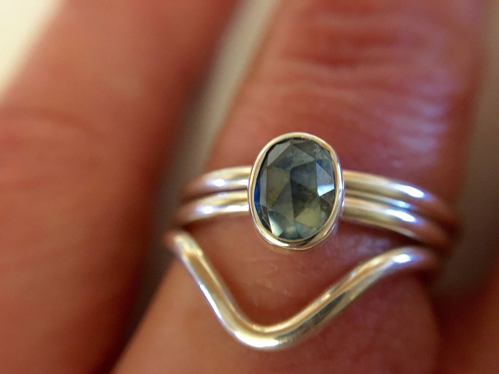 Plain Round Band 1.6mm Stacking Ring Simple Wedding Band - Etsy