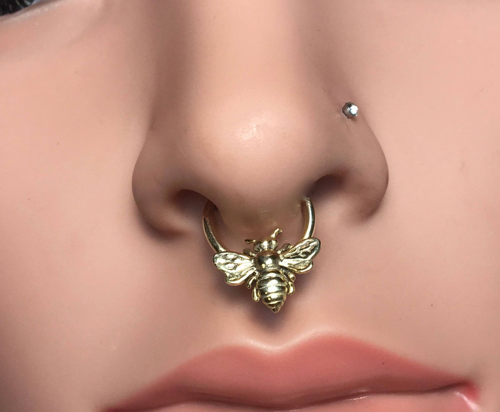 Gold Bee Septum Ring ~ Yellow Gold Piercing Hoop ~ Daith Ring ~ Killer ...