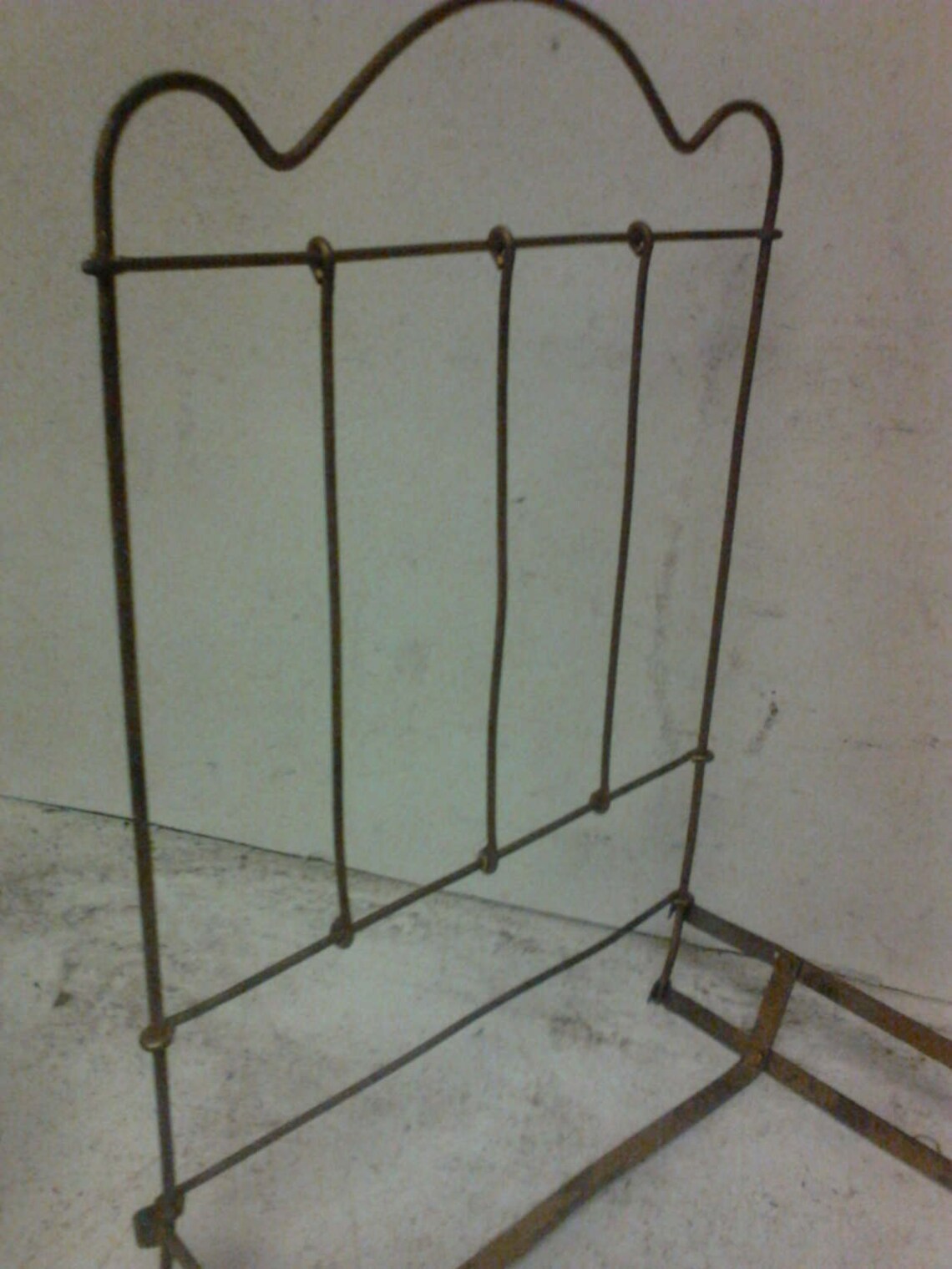 Antique Wire Bed - Etsy
