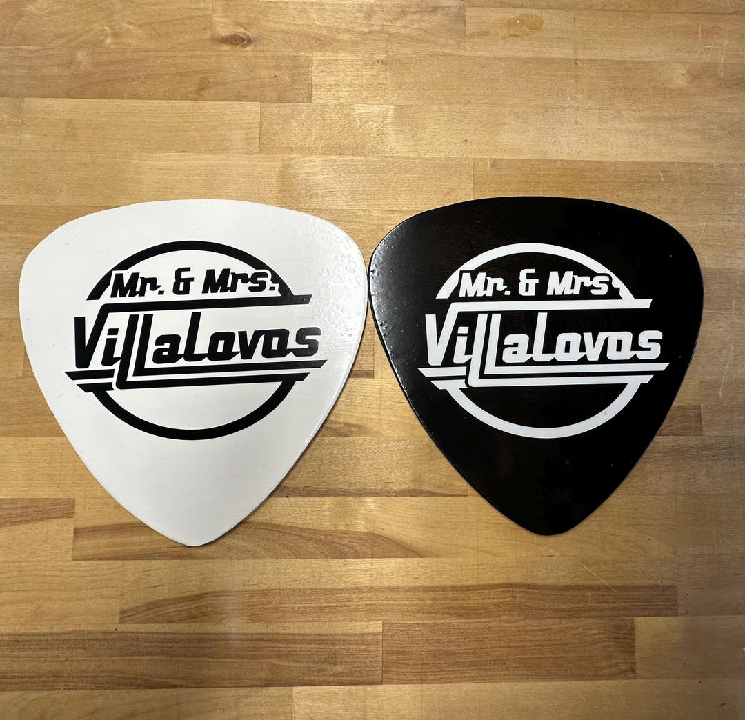 Bride & Groom Guitar Picks, Wedding Seating Guitar Picks, Music Themed ...