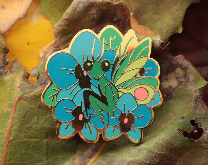Botanical Bug Enamel Pin Praying Mantis - Etsy