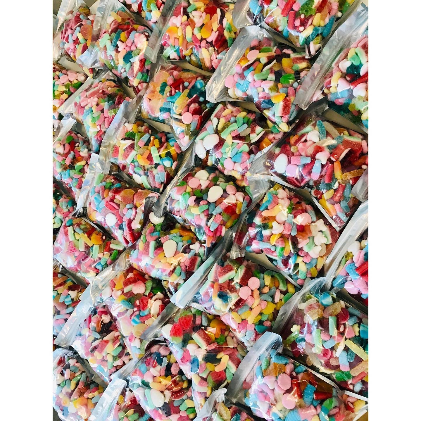 1 Kg of Pick & Mix Filled With All the Best Pick and Mix | Etsy UK