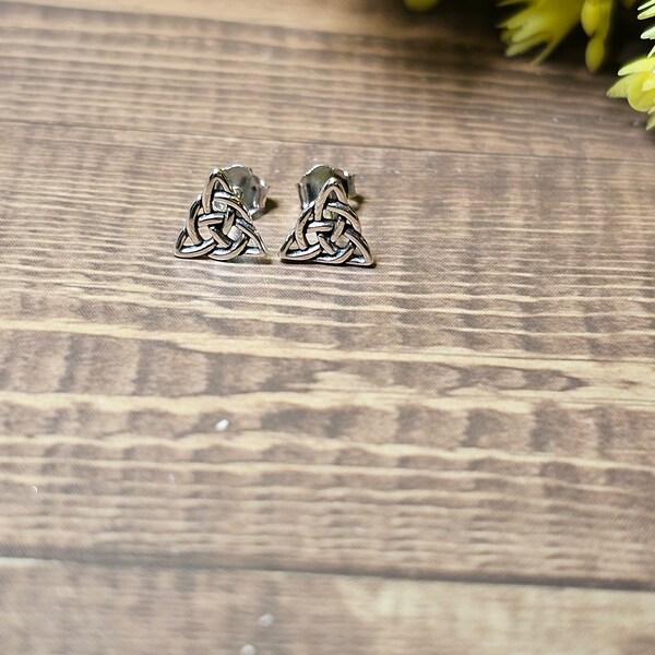 Celtic Knot Earrings - Etsy
