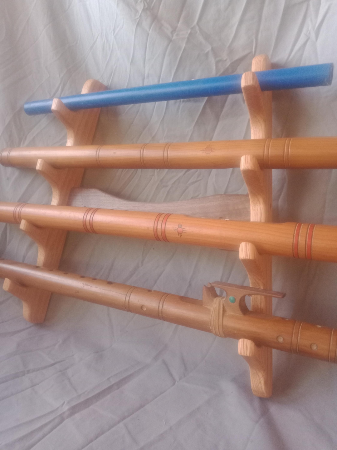 Flute Rack Solid Oak and Walnut 4 Flute Wall Mount Flute Rack for ...