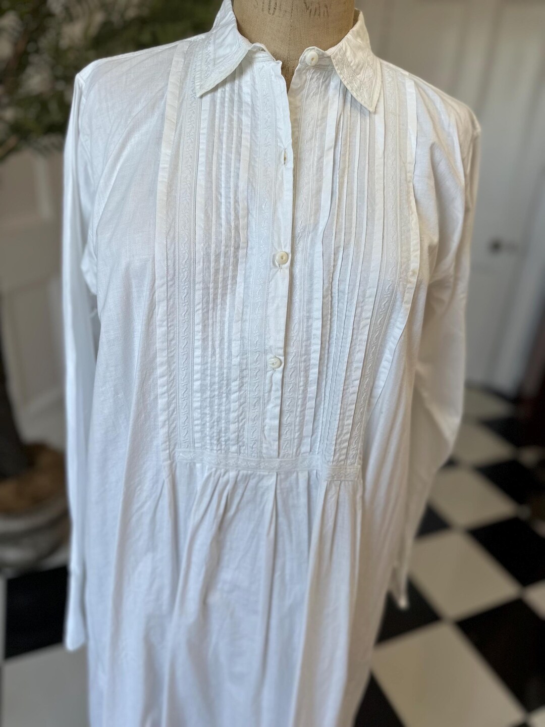 Victorian White Long Nightgown With Long Sleeve in Smock Style - Etsy