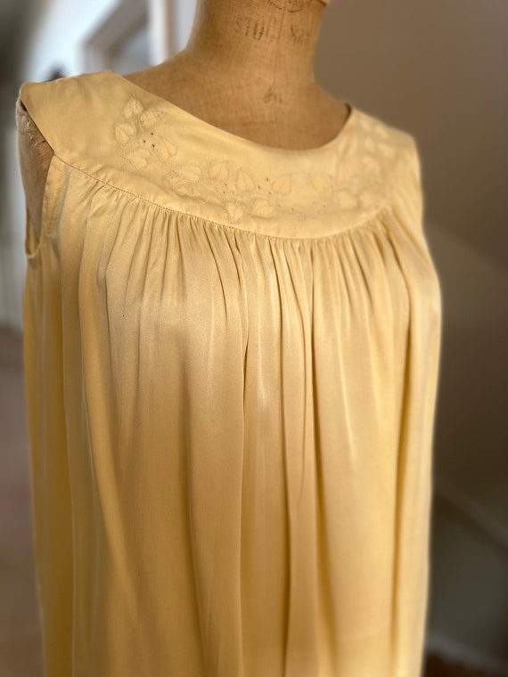 1940s buttercup cream smock style silk slip - Gem