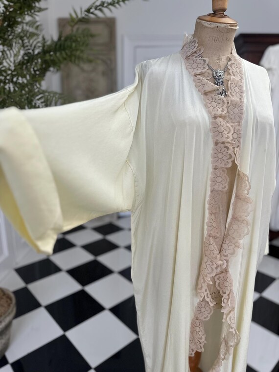 1970s Pale yellow night gown wrap dress with beige l… - Gem