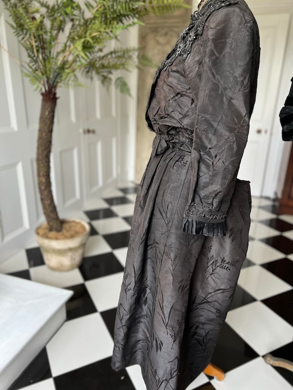 1890s Victorian black silk embellished bodice and sk… - Gem