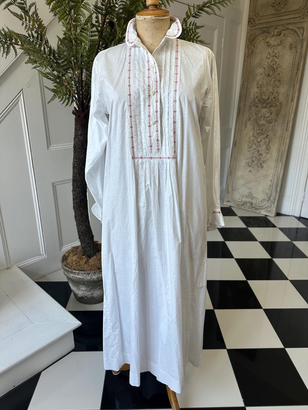 Beautiful Victorian Smock Style White Long Sleeve Long Nightgown With ...
