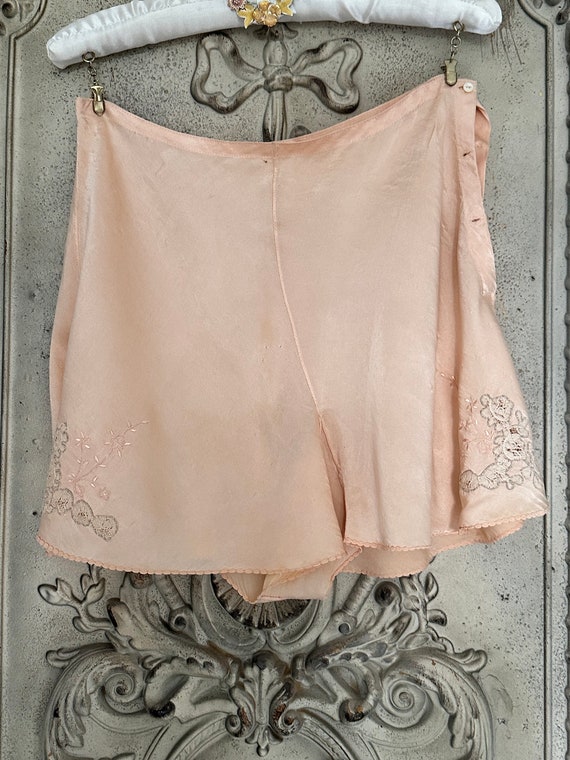 1930s 1940s peach silk French knickers tap pants - Gem