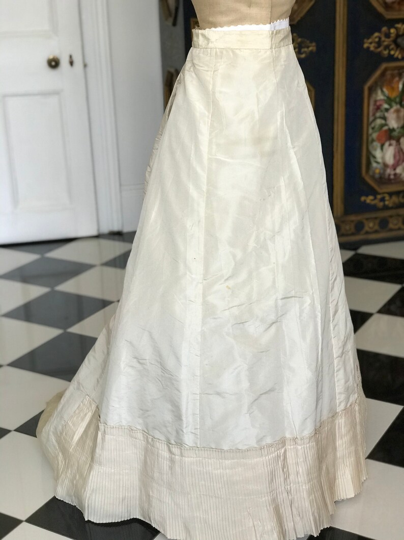 Museum Worthy Antique 1880s Silk Wedding Dress In Excellent Etsy Uk