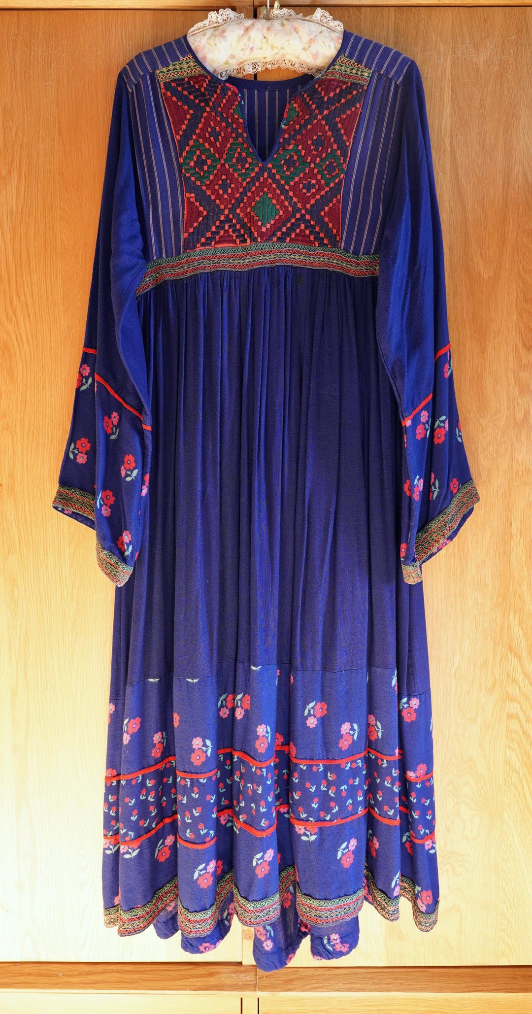 Vintage 1970s Monsoon Janet Wood Embroidered Patchwork Ethnic/folk/muse ...