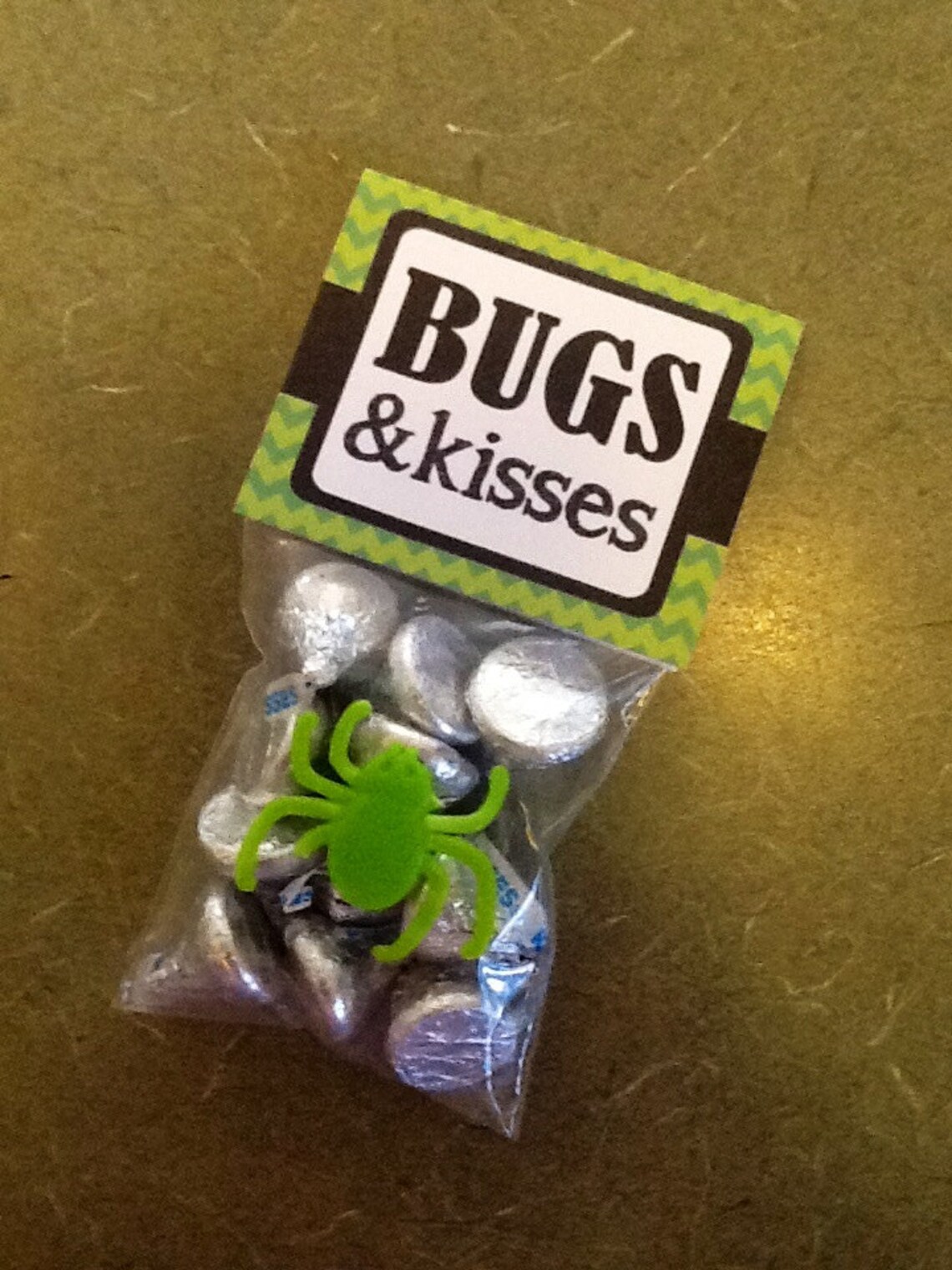 Bugs and Kisses Treat Bag or Gift Tags - Etsy