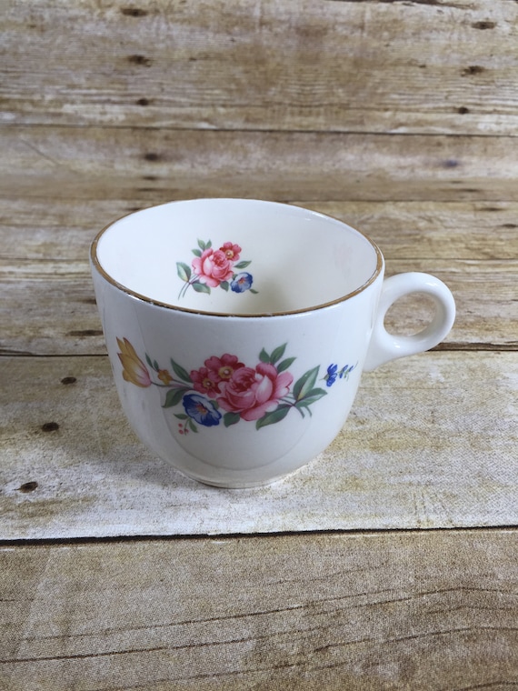 Vintage Tea Cup Ivory/ Flower Pattern | Etsy