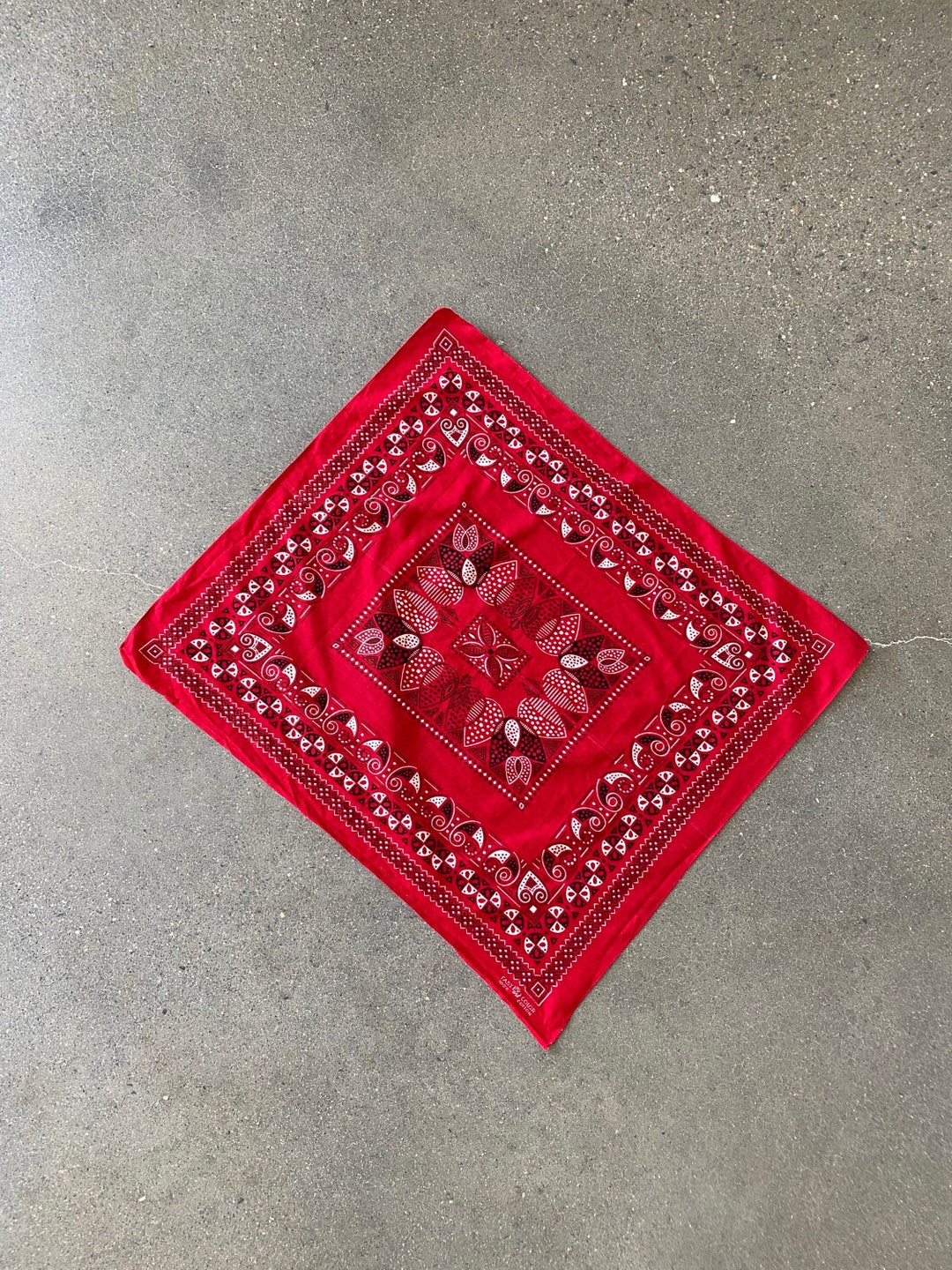 Vintage Red Fast Color Trunk up Bandana / Vintage Americana Bandana ...