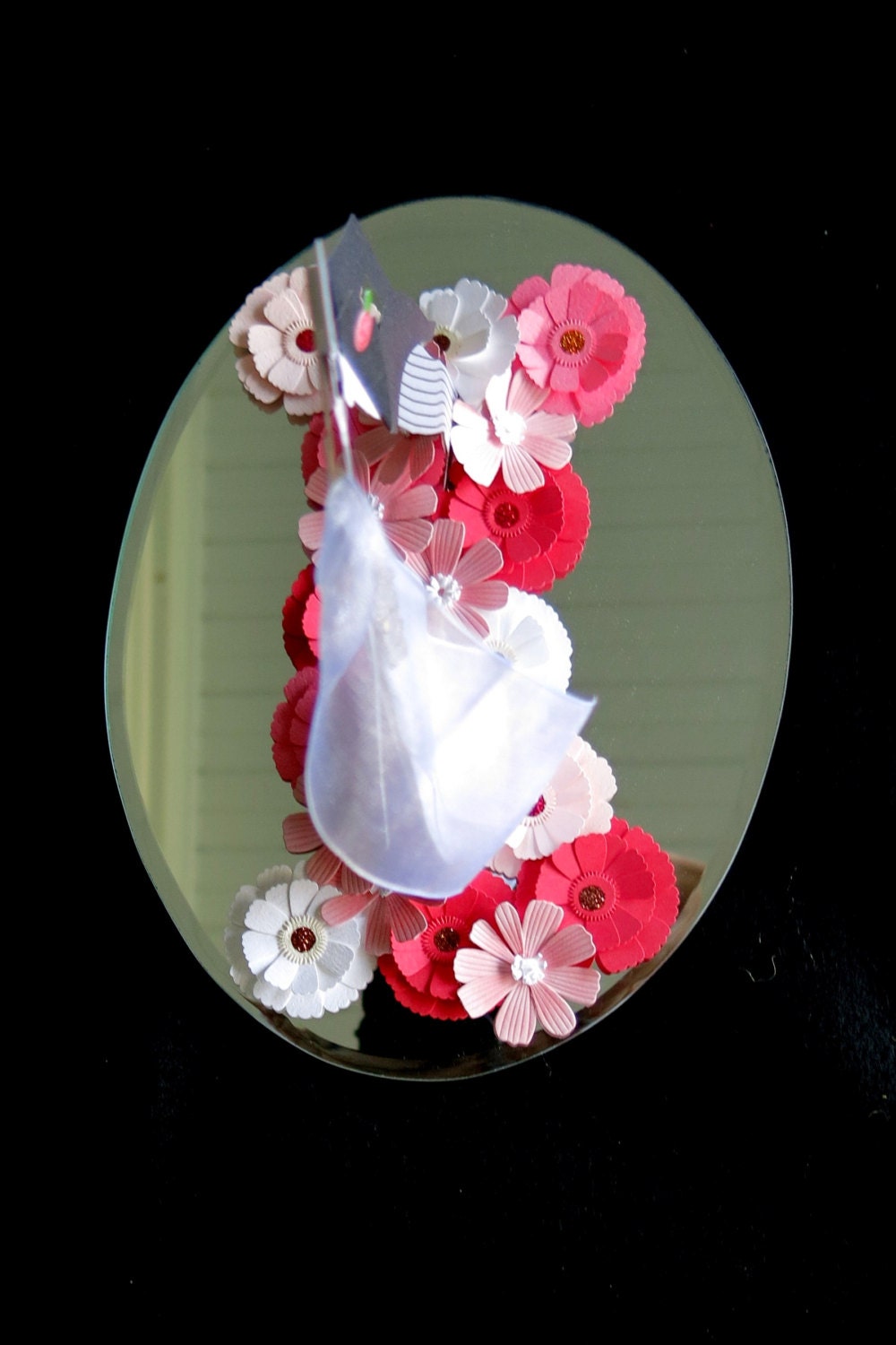 Wedding Cake Topper. Contemporary Style Paper Art With Kissing Bride ...