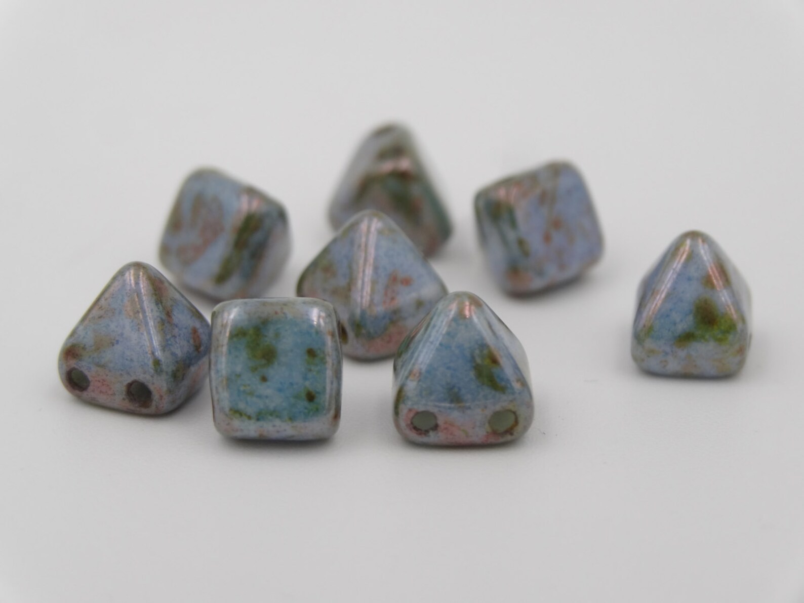 2 Hole 8mm Pyramid Bead Chalk White Lumi 25 Pieces - Etsy