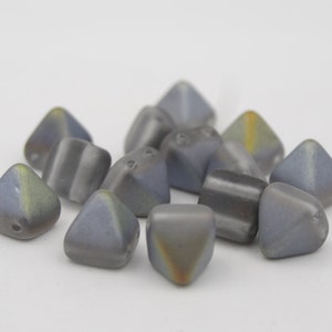 2 Hole 6mm Pyramid Bead Crystal Matte Vitrail 25 Pieces - Etsy