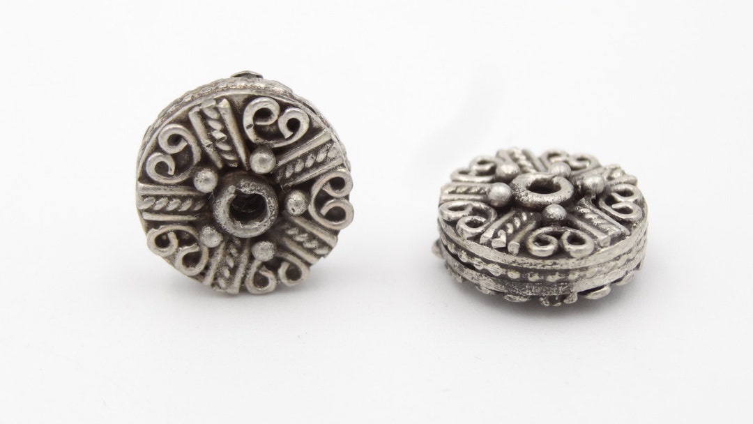 Silver Plated Fancy Vintage 10mm Round With Dots and Swirls Accents 2 ...