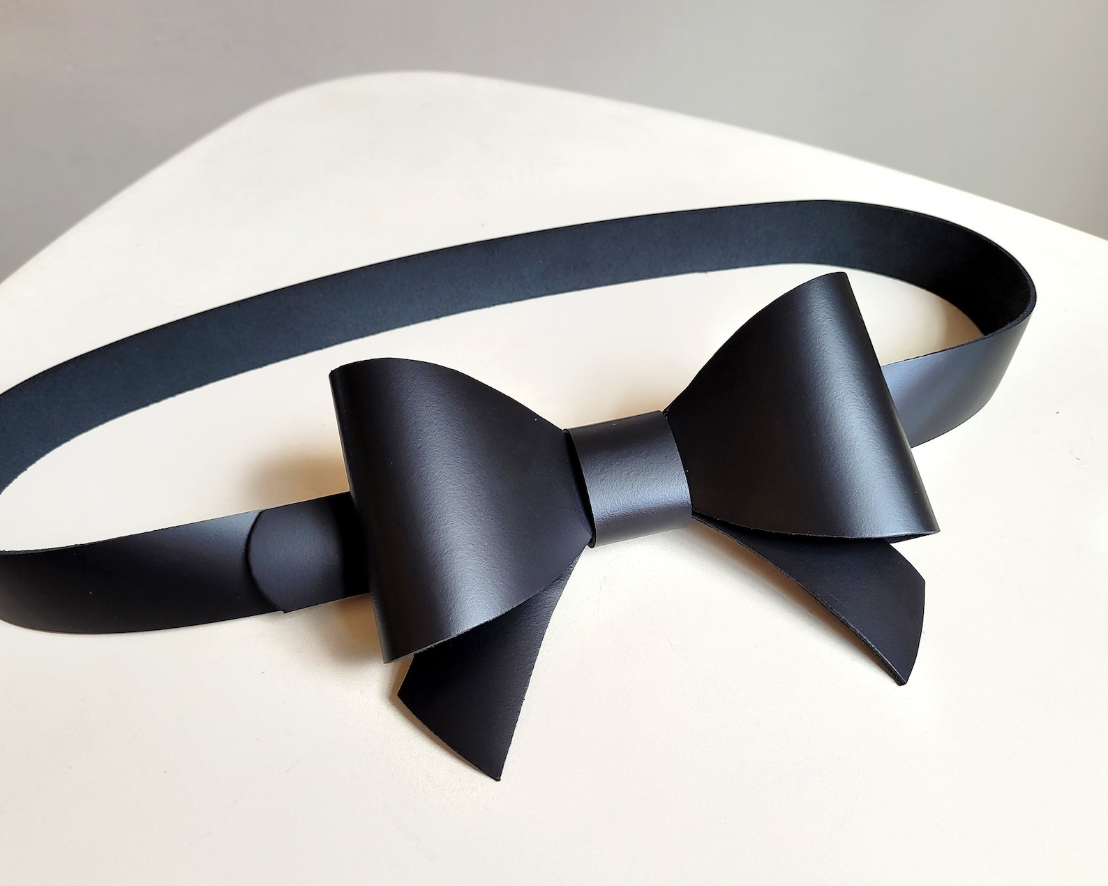 Leather Bow Belt in Black Colour. Women's Waist Belt With Big Bow - Etsy