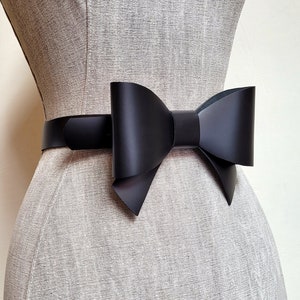 Leather Bow Belt in Black Colour. Women's Waist Belt With Big Bow - Etsy
