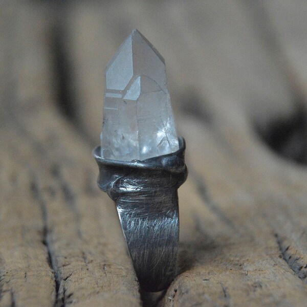 Crystal Point Ring - Etsy