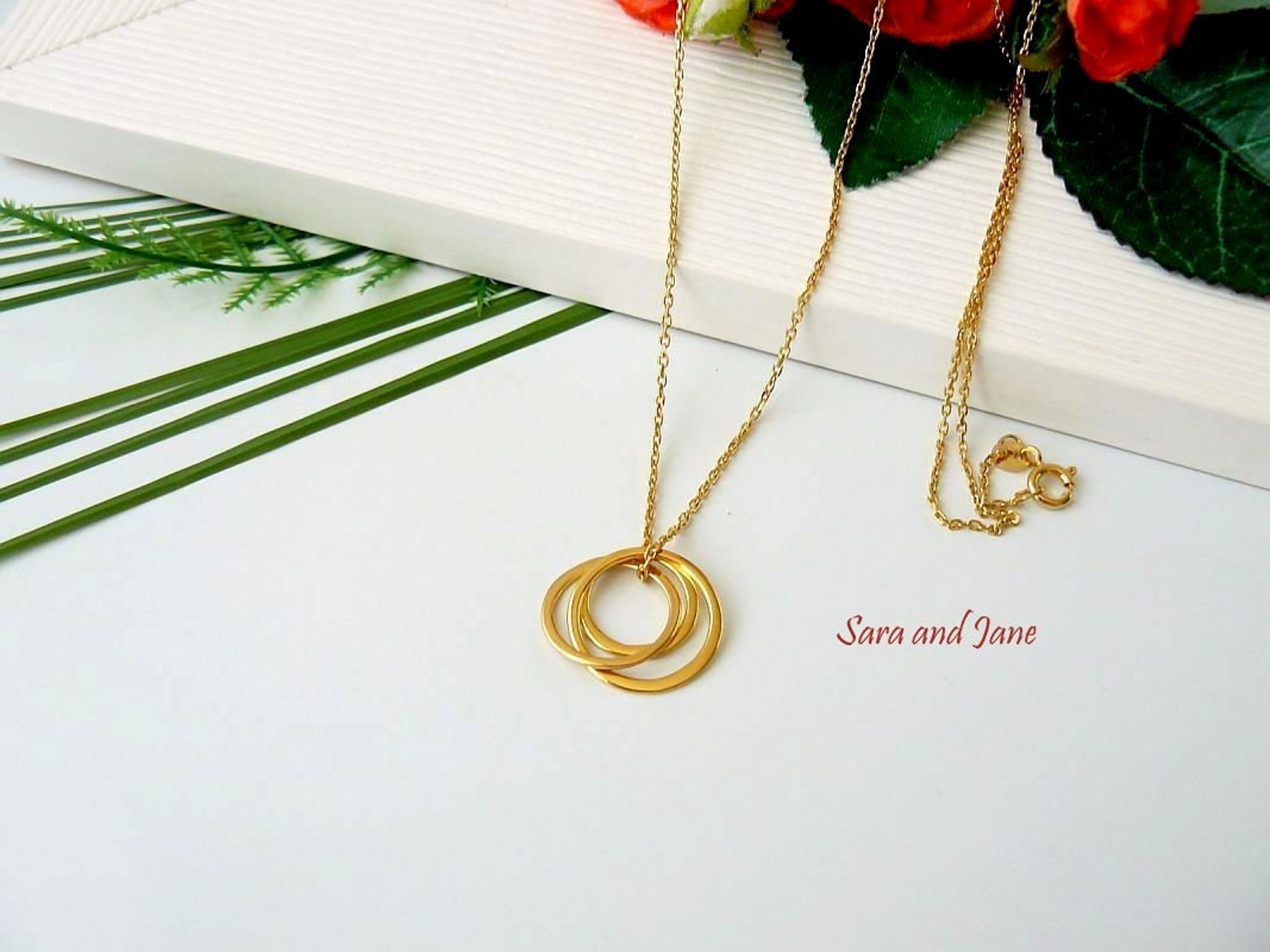 Three Rings Sisters Necklace, 3 Entwined Circles, Triple Ring Necklace ...