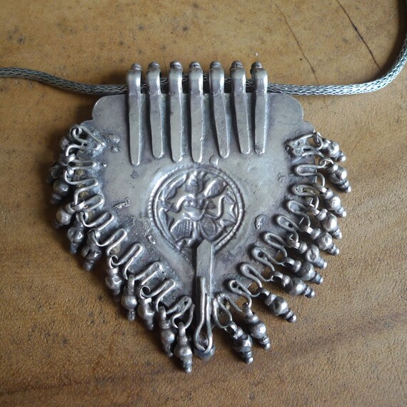 Antique Hanumann Pendant from India | Hindu amulet - Gem