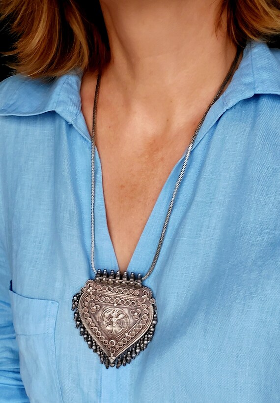 Antique Hanumann Pendant from India | Hindu amulet - Gem