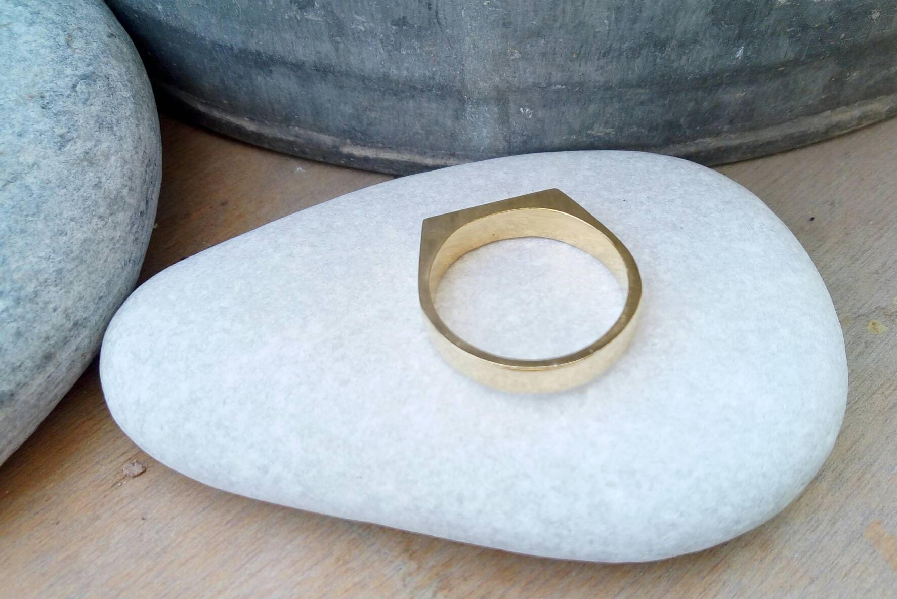 Personalized real gold 14k Narrow rectangle gold signet | Etsy