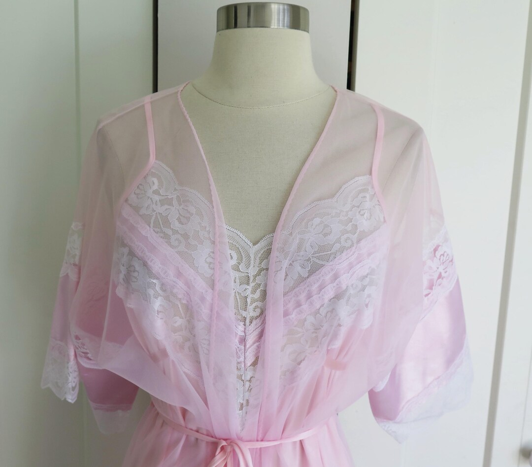 70's Pink Peignoir Set // 2 Piece Set // Robe and Sleeveless Maxi Gown ...