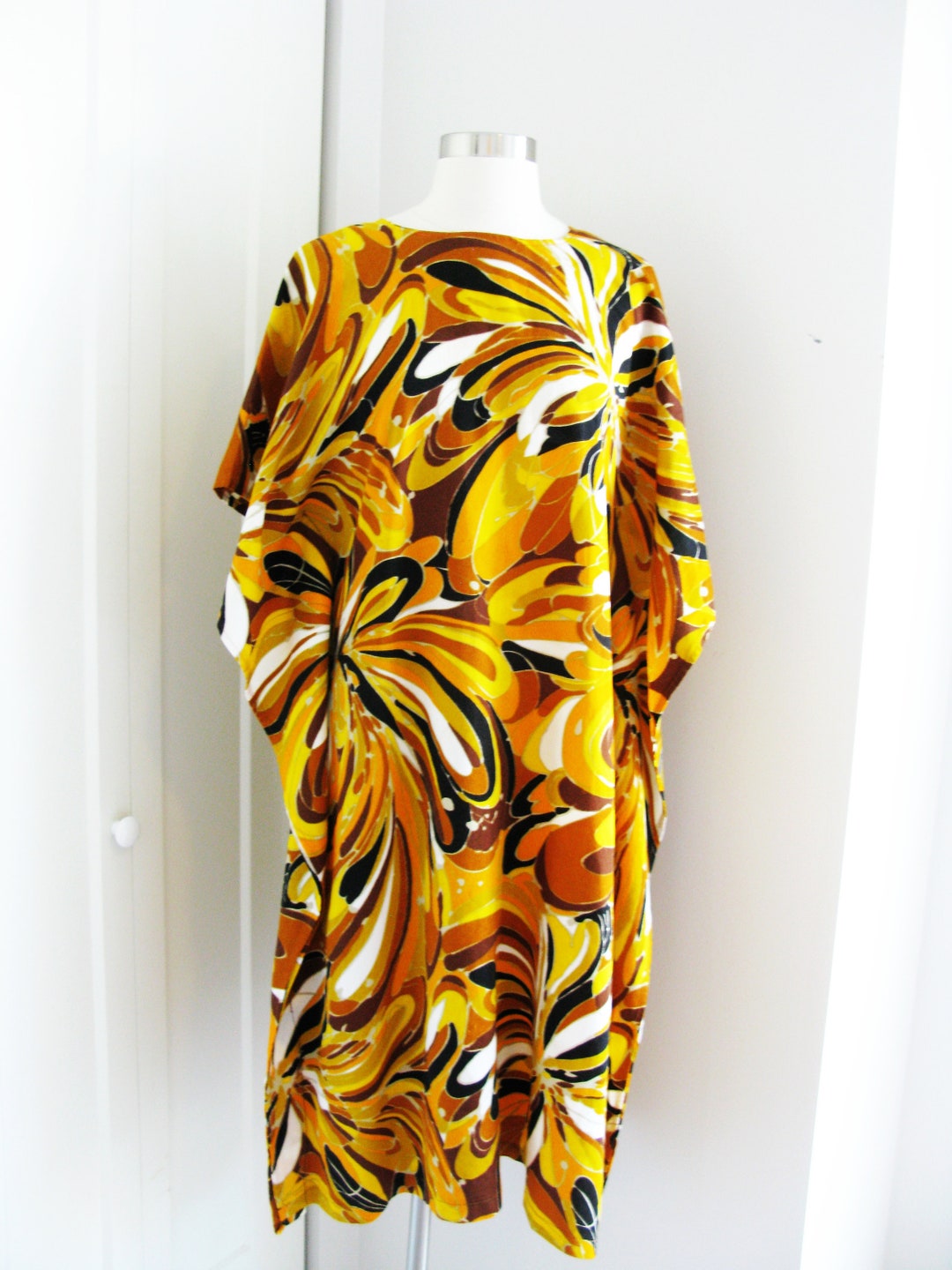 60's Mod Caftan // Novelty Print Midi Vintage Kaftan // Size Large ...