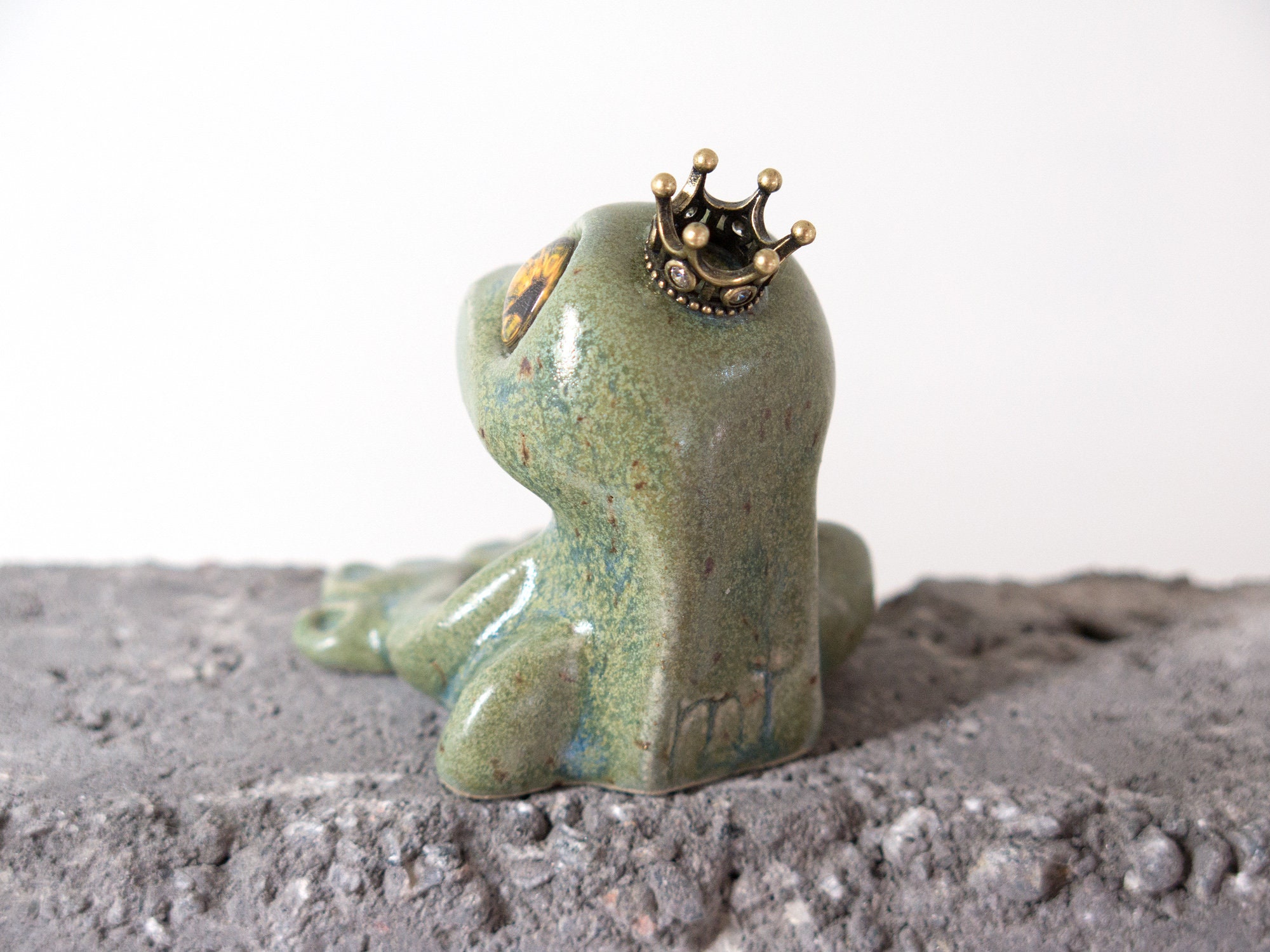 Mini Rana con figurine in gres fatto a mano corona Verde | Etsy