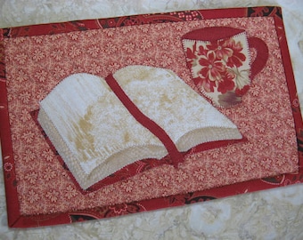 The Lighthouse Nautical Beachy Applique Mug Rug Pattern by Lisa Capen ...