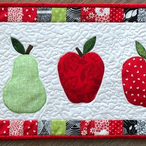 Applefest Table Runner Pattern - Etsy