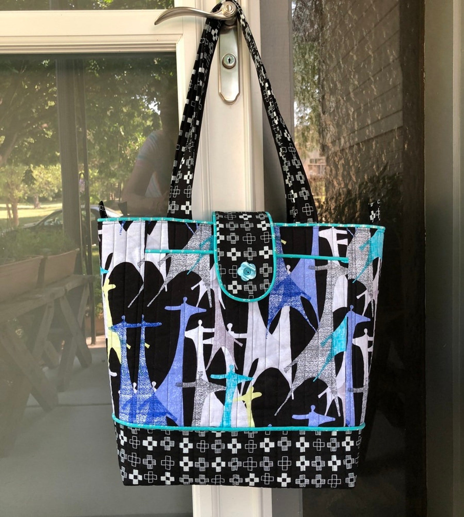 Everyday Zippered Pocket Tote Pattern | Etsy