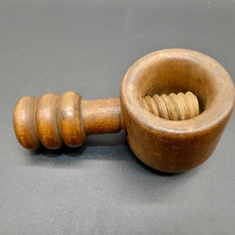 Vintage Nut Bowl - Etsy