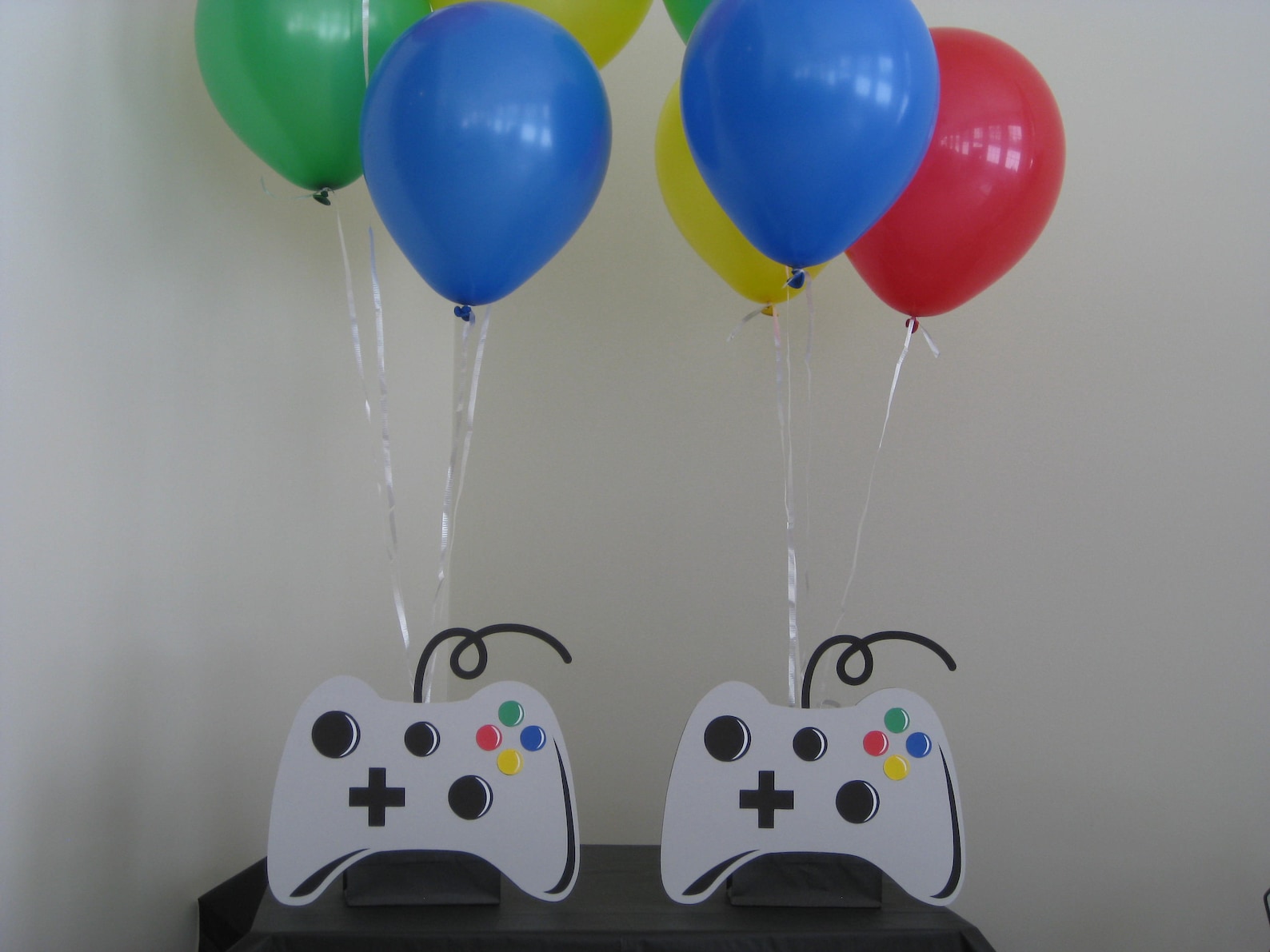 2 Video Game Controller Birthday Party Balloon Holder Centerpiece Cake ...