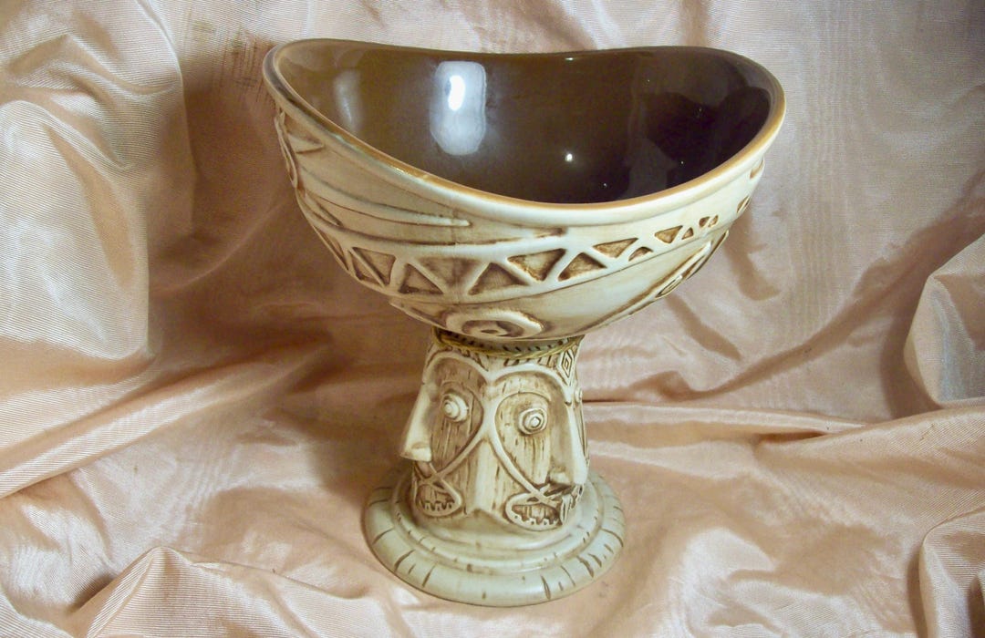 HAWAIIANA Disneyland Enchanted TIKI Room Rongo Mug/bowl Designed by ...