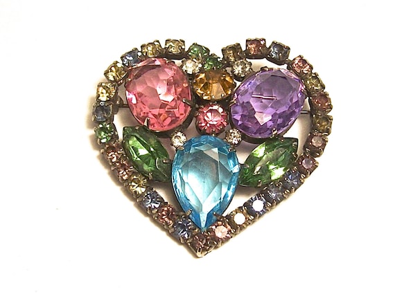 Large Vintage Multi-Color HEART_SHAPED RHINESTONE Pin… - Gem