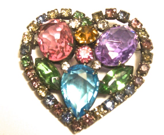 Large Vintage Multi-Color HEART_SHAPED RHINESTONE Pin… - Gem