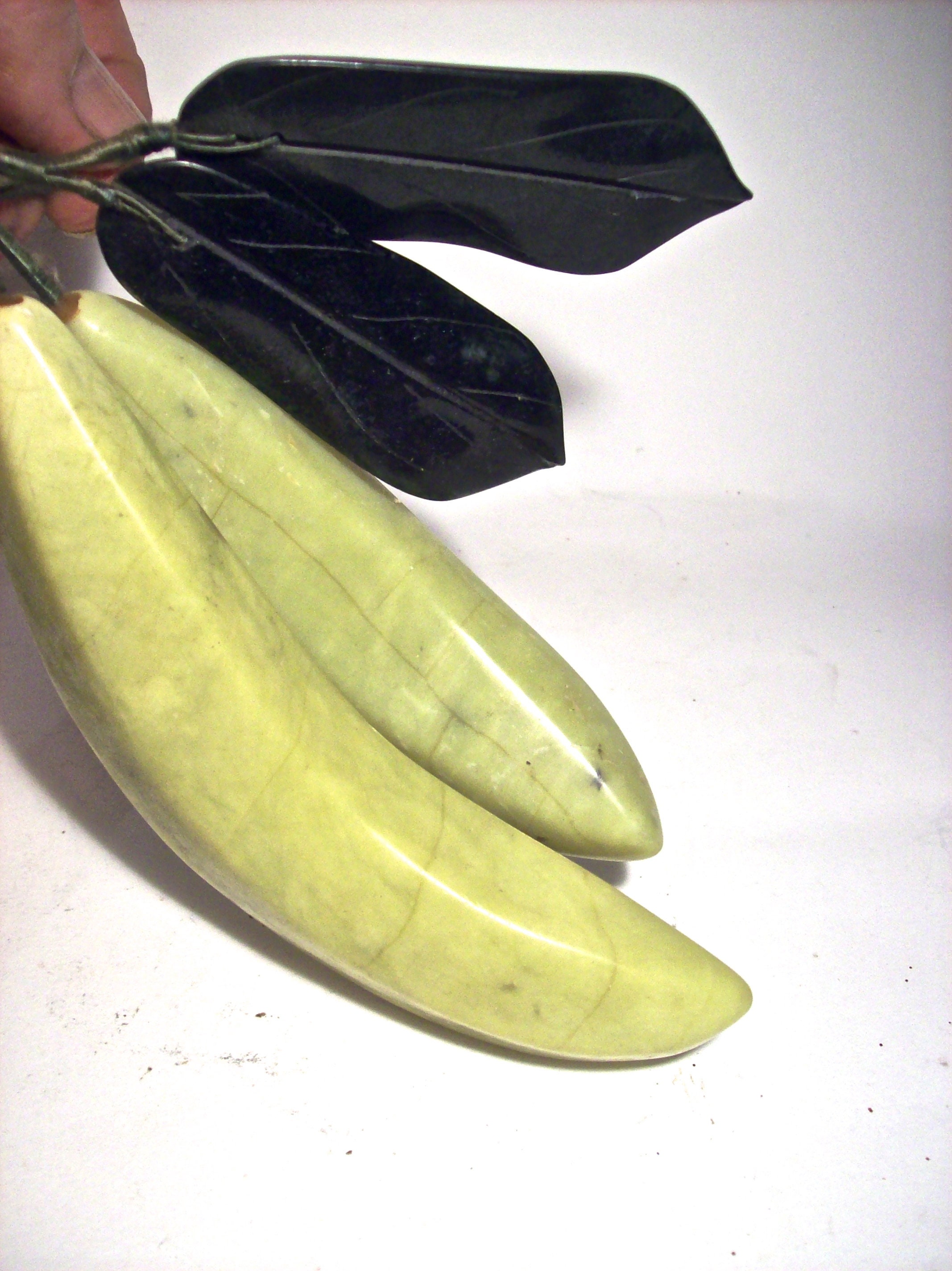 Neprite STONE DECORATIVE FRUIT Art Object Carved Chinese Jade Art ...