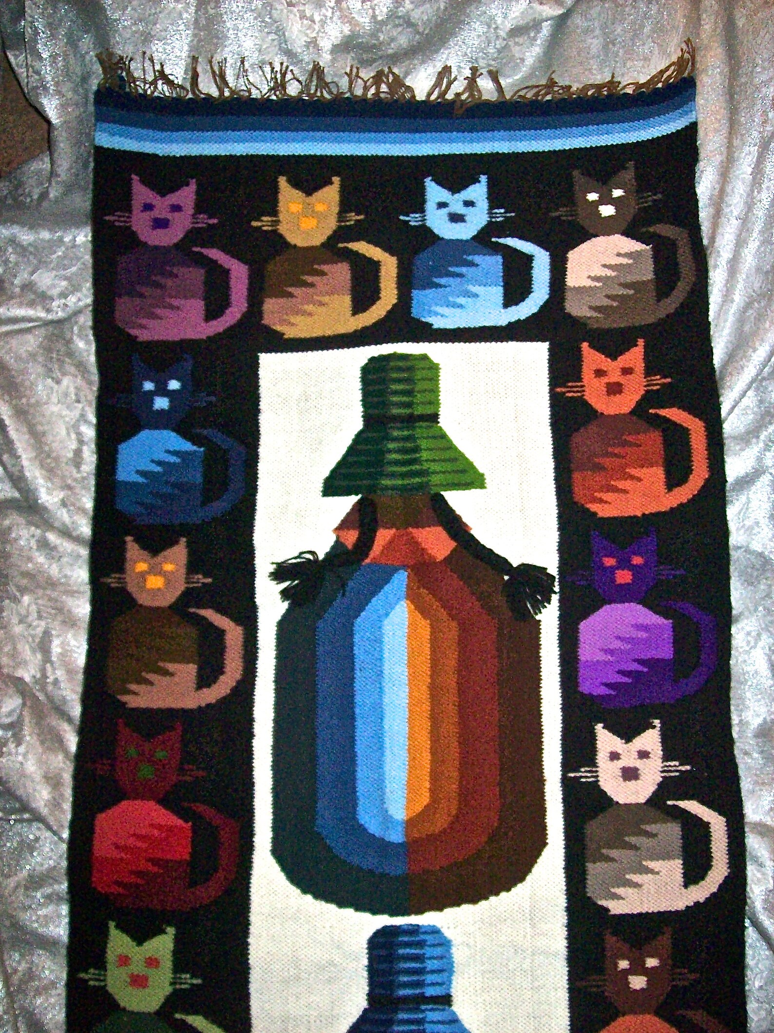 22" by 58" PERUVIAN Hand-loomed Colorful CATS (20) TAPESTRY With 2 ...