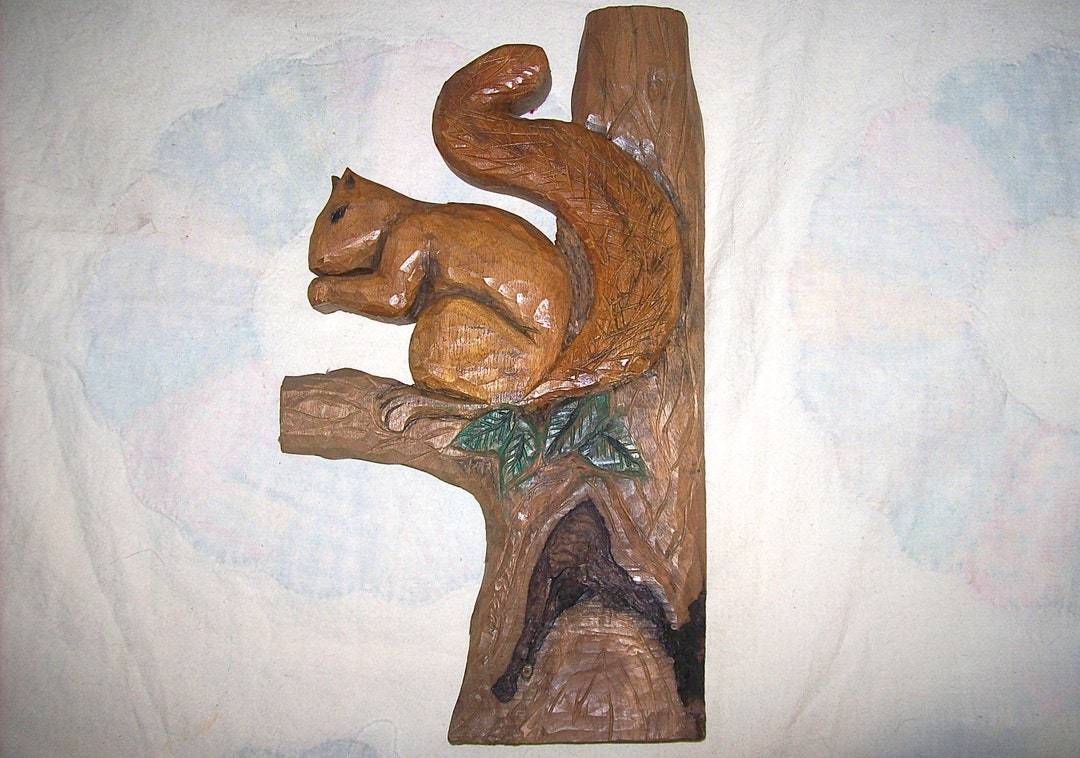 Vintage Hand Carved Bas Relief SQUIRREL SITTING in a TREE Hanging Wall ...